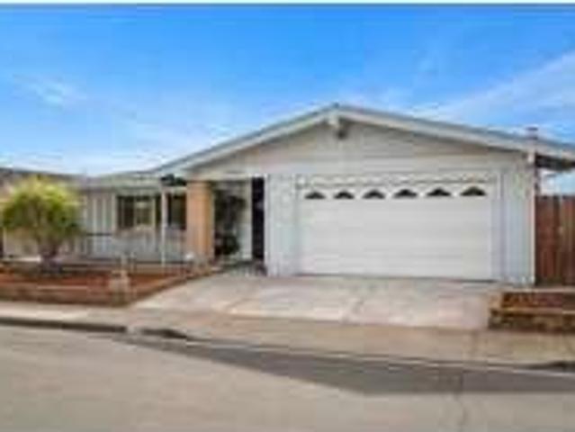 Beautiful 4 bedrooms & 2 baths home