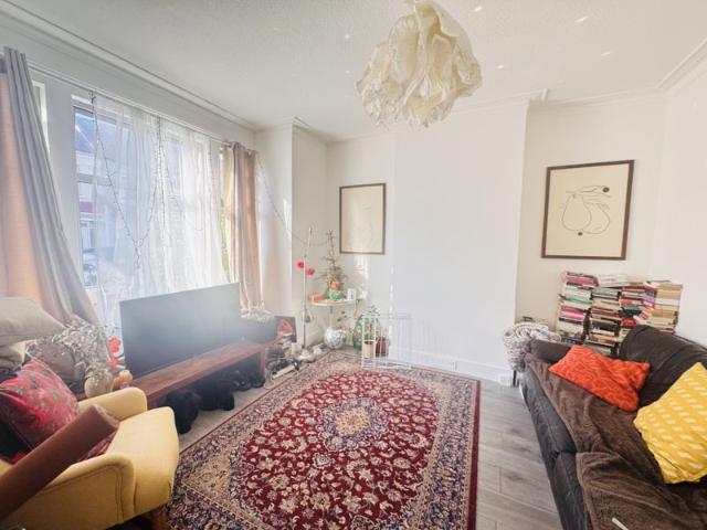 Beautiful 4Bed Garden House Undine St Tooting SW17