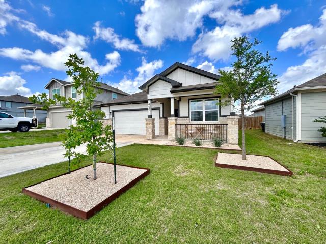 Beautiful 4/BR 2/BA Home in Kyle!