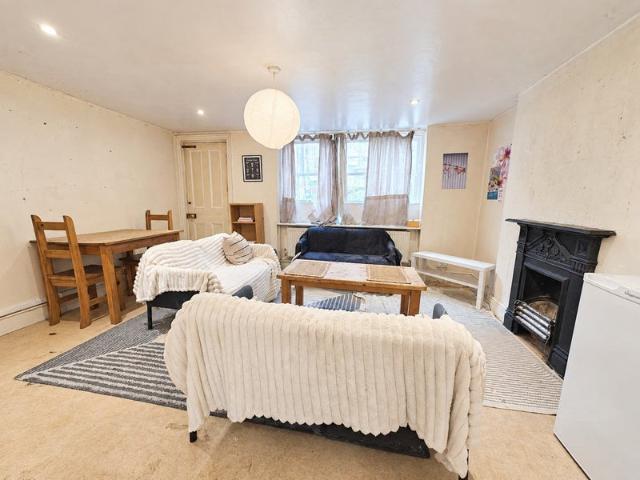 Beautiful 5 bed in Angel