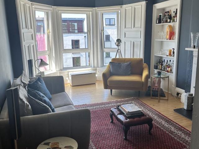 Beautiful central flat near tram stop