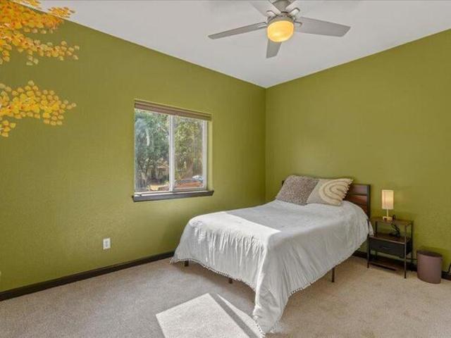 Beautiful, Centrally Located Molholm/Two Creeks Home, 3 Blocks from RTD