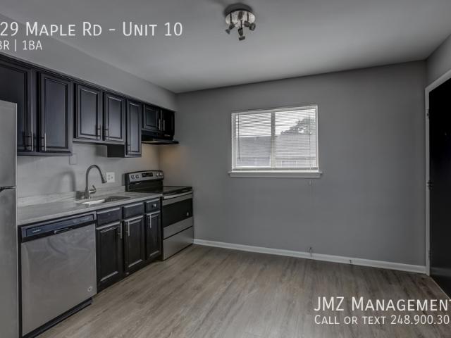 BEAUTIFUL CLAWSON 2 BEDROOM UNIT FOR RENT! DON'T MISS OUT