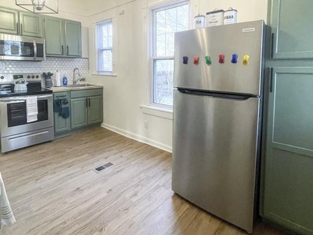 Beautiful, Clean, and Comfy Rooms for Rent in Home