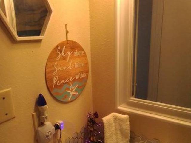 BEAUTIFUL, CLEAN, SAFE & FURNISHEDSHARED HOME.