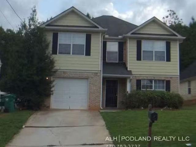 Beautiful and Cozy 3/2.5 For Rent in Lithonia 4884 Browns Mil.