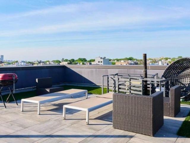 Beautiful apt in convenient location!