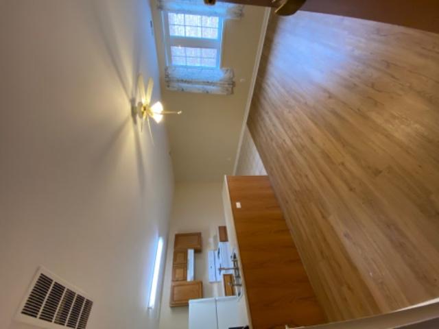 Beautiful Apartment For Rent Available Now
