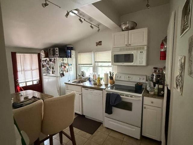 Beautiful apartment german village