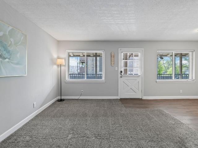 Beautiful Apartments in the heart of Brookside 2 Bedroom Apartment for Rent at 1404 E 41st St, Tulsa, OK 74105