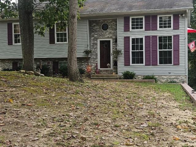 beautiful basement apartment close to the beach an