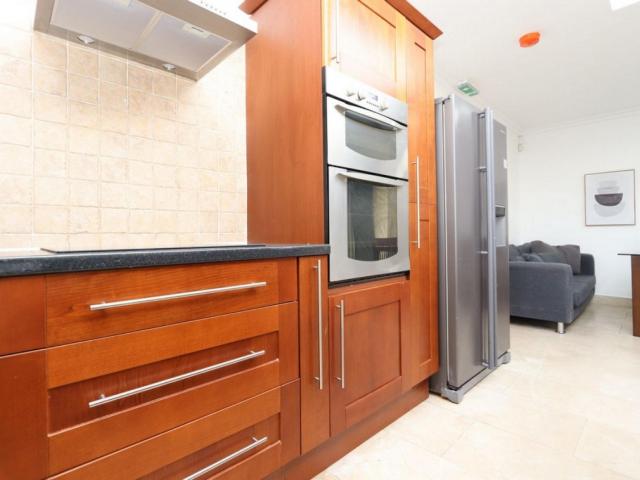Beautiful bedroom in a shared flat close to Claybury Park Has a Room