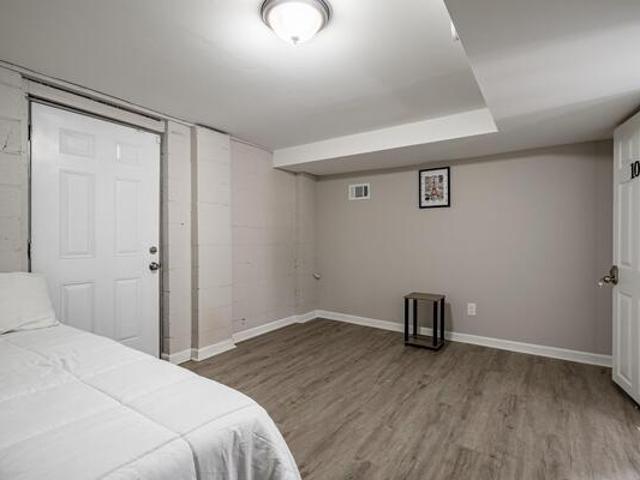 Beautiful Brand NEW Atlanta House with spacious dining area and open space. Don't Miss Out #RoomGOALS