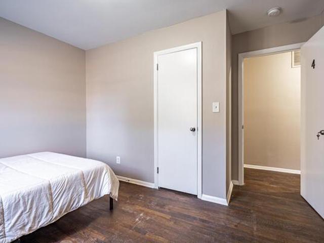 Beautiful Brand NEW Atlanta House with spacious dining area and open space. Don't Miss Out #RoomGOALS