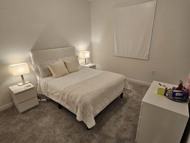 Beautiful brand new room in townhouse Beautiful pr