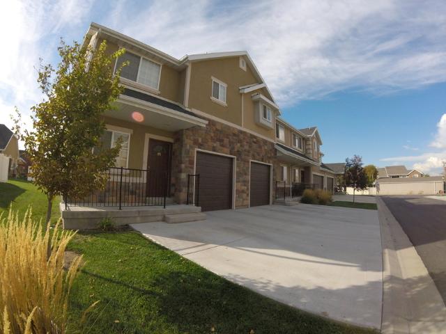 Beautiful Draper Town Home