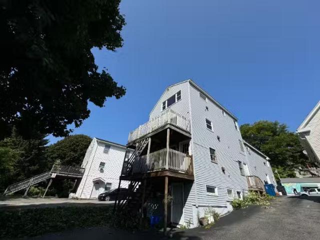 Beautiful East End 2 Bedroom Apartment with Views in Portland.