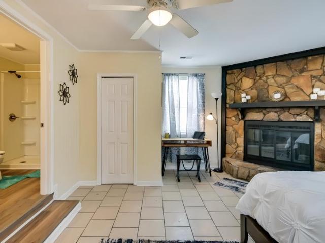 Beautiful Fayetteville Cozy Home