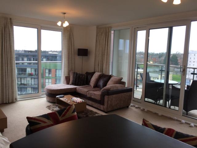 Beautiful flat in park central development