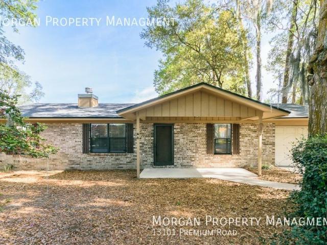 Beautiful Florida Ranch in Great Location