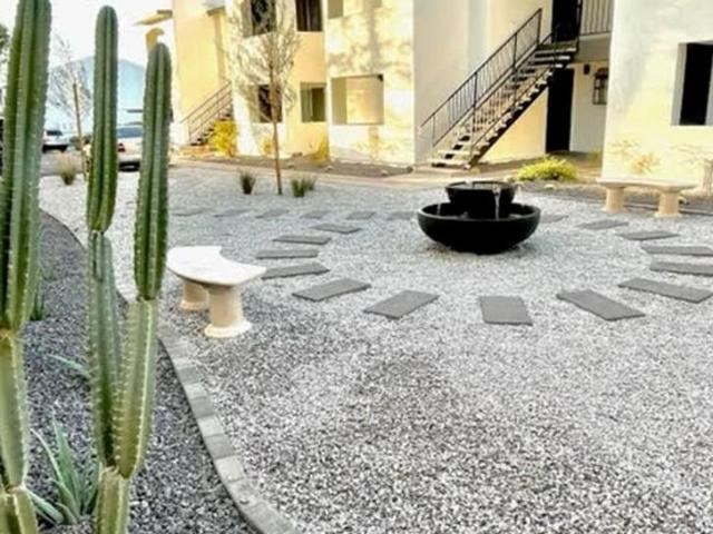 Beautiful Fully Renovated, Gated Community! 2 Bedroom Apartment for Rent at 1637 N 51st St, Phoenix, AZ 85008