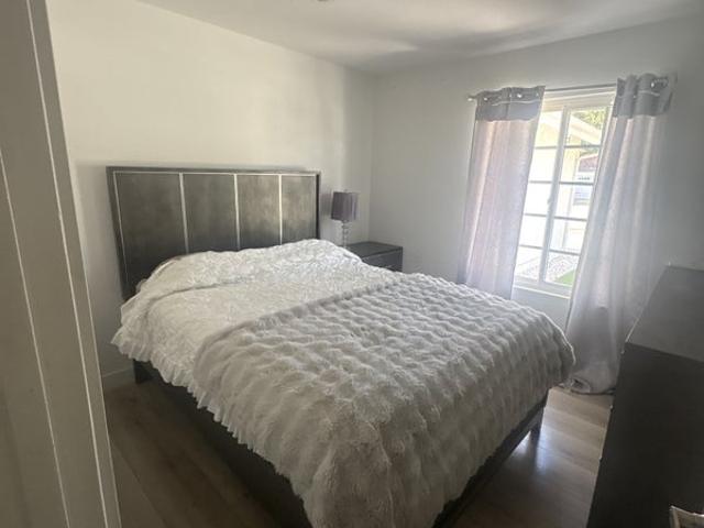 Beautiful furnish room