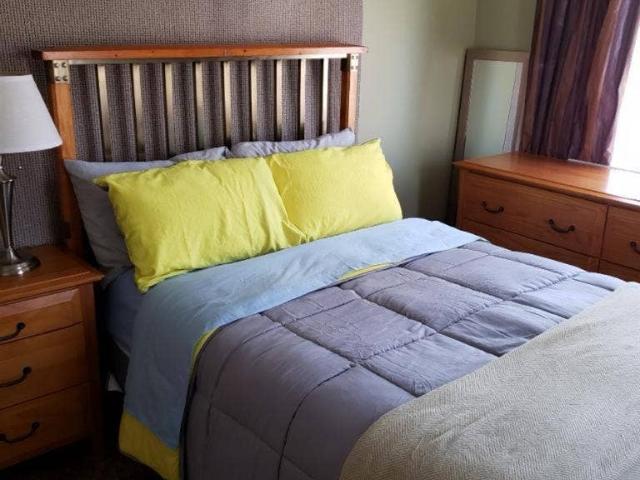 Beautiful Furnished Apt Share