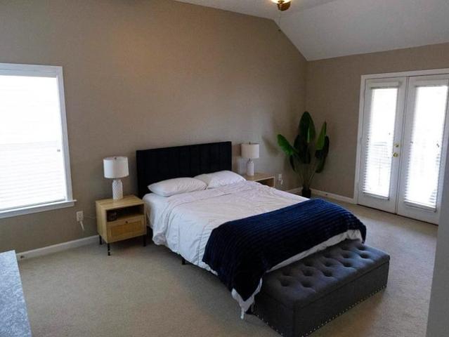 Beautiful Furnished Room – Private Bath