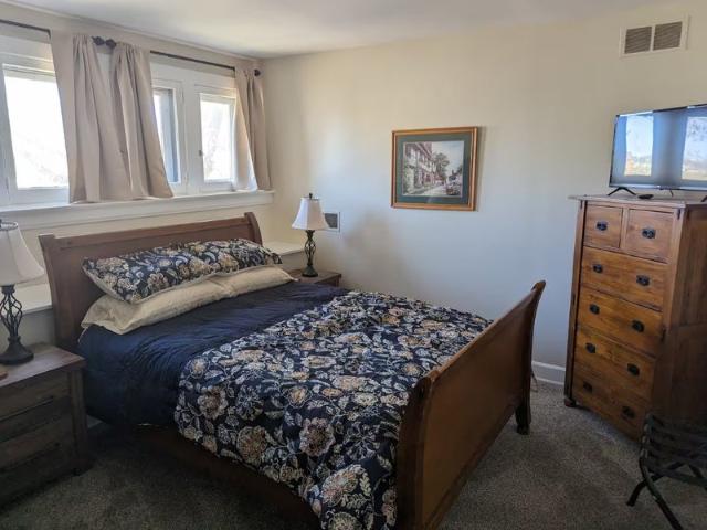 Beautiful furnished room with an attached bathroom