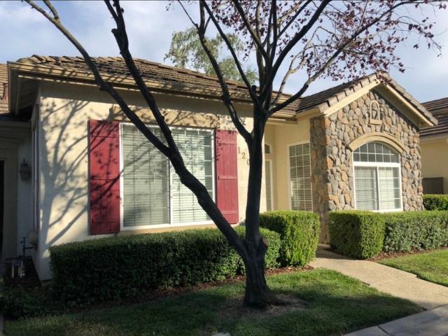 Beautiful house in Gold River, newly renovated