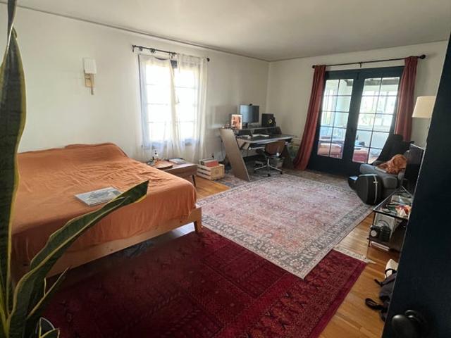 Beautiful Hollywood Hills Home:Short Term Sublease