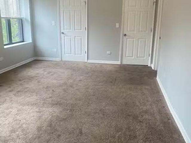 BEAUTIFUL HOME 6818 S Oglesby Ave