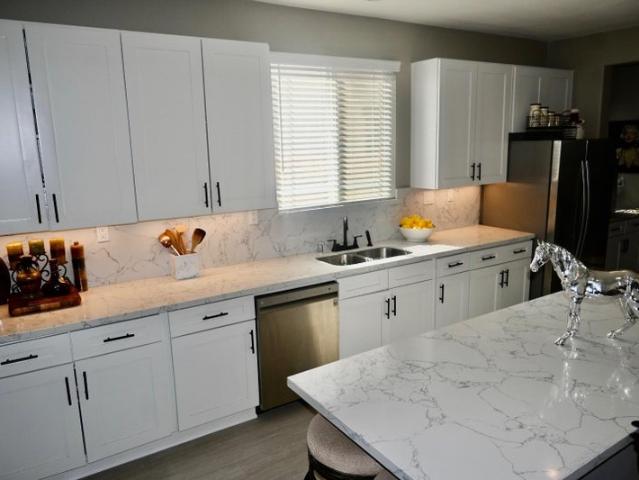 Beautiful Home With Private Bedrooms for Rent – An