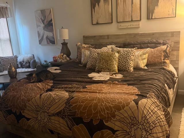 Beautiful home in Johnscreek