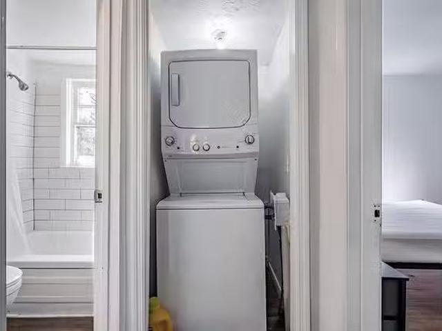 Beautiful & homey Atlanta House with Backyard id. 3008