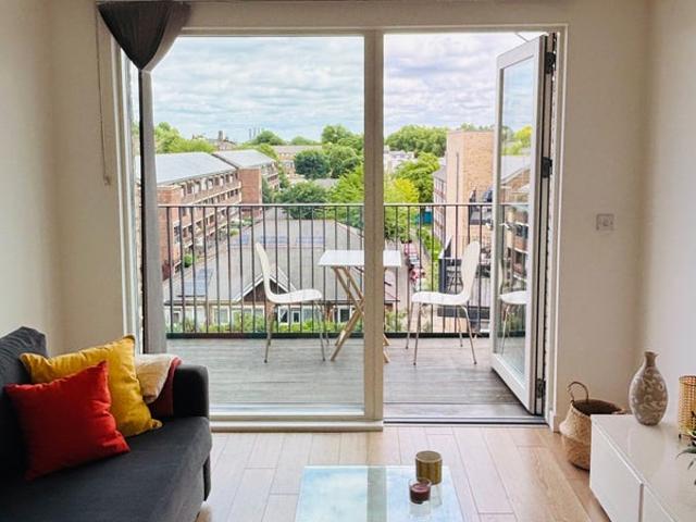 Beautiful Hackney flat to sublet 4 5 weeks