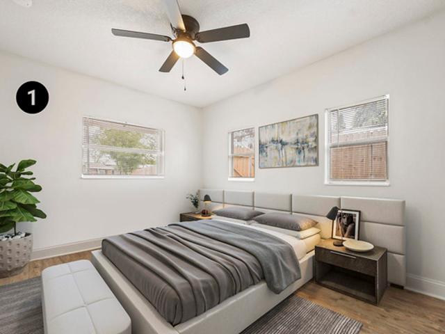 Beautiful & high quality Temple Terrace House with Living room