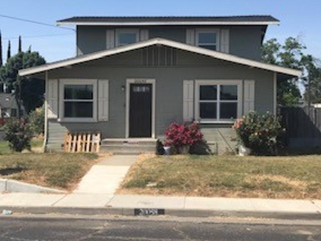 Beautiful Historic Home in Hilmar