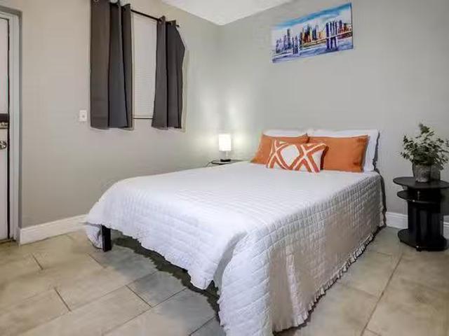 Beautiful Modern Tampa Home id. 2452
