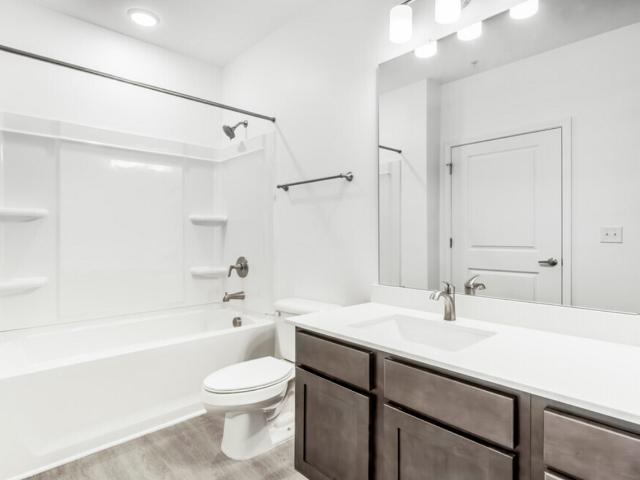 Beautiful New Apartments in Steele Creek! 1 Bedroom Apartment for Rent at 10615 Steele Creek Rd, Charlotte, NC 28273 Griers Fork