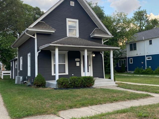 Beautiful new exterior on classic Harters Heights 4 bedroom 3 full baths blocks from ND