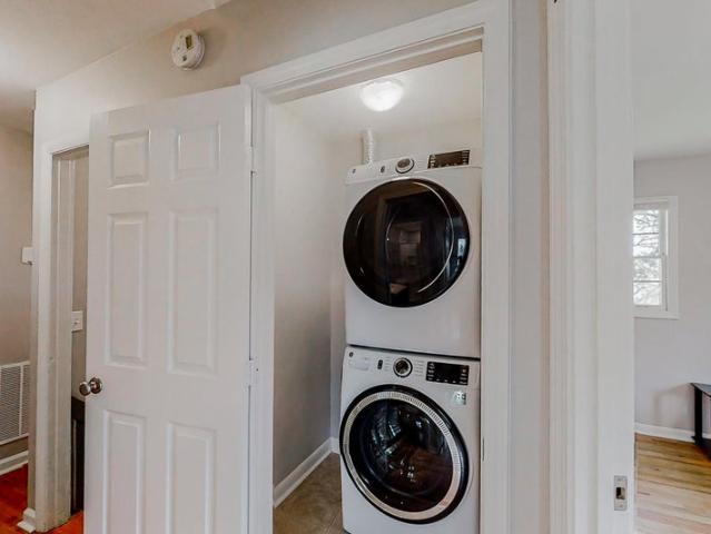 Beautiful NEW LISTING near Hapeville! Upgraded