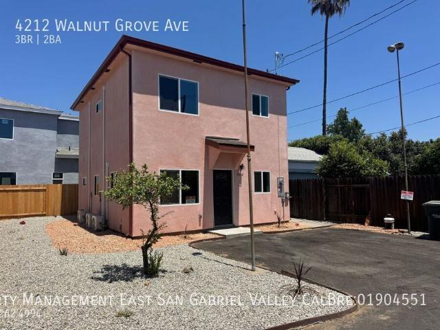 Beautiful new 3 bedroom back house in Rosemead