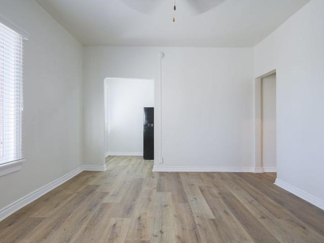 Beautiful Newly Renovated Apartment in Koreatown Studio Apartment for Rent at 516 N Harvard Blvd, Los Angeles, CA 90004 Wilshire Center Koreatown