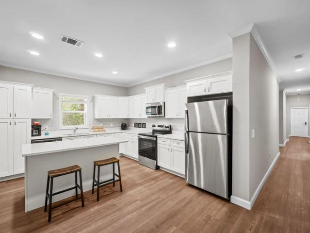 BEAUTIFUL NewlyRenovated Home Near Highways  |