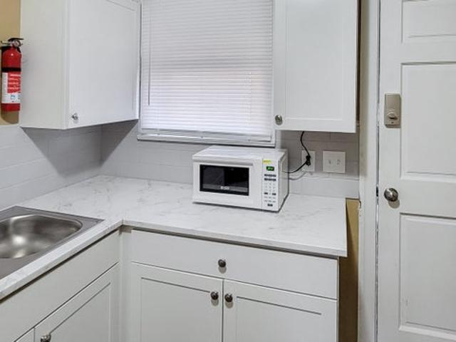 Beautiful & newlyrenovated Jacksonville House with