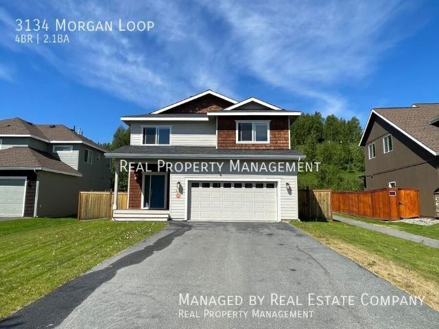 Beautiful South Side 4 Bedroom 2.5 Bathroom Home