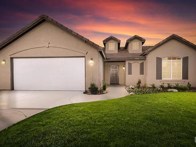 Beautiful Single Family Home!