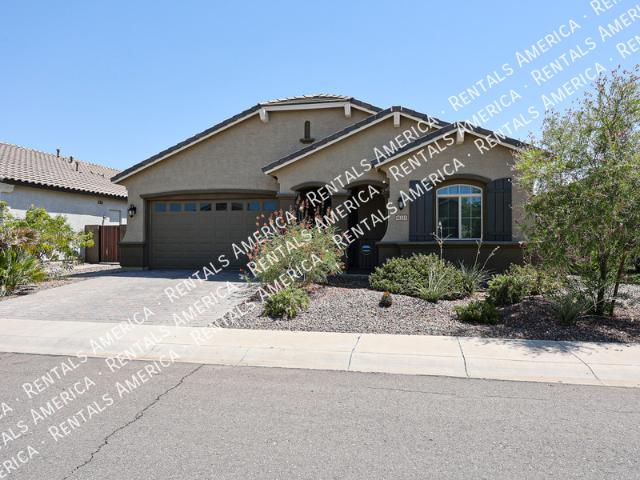 Beautiful Single Level 2BD W/Office Home in the Glennwilde Community!