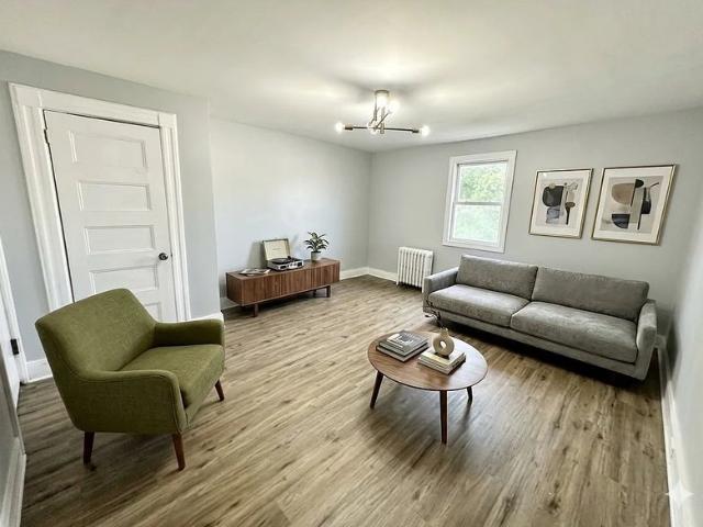 Beautiful & Spacious 1 Bedroom 1 Bathroom Apartme